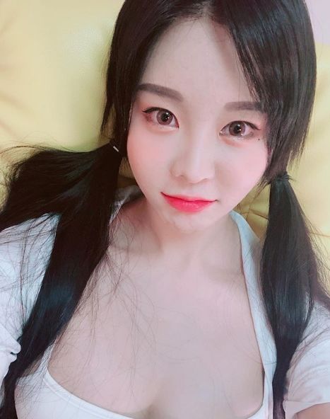 아프리카티비 Tv Bj탱글다희 인형 비주얼 셀카샷 ‘눈길